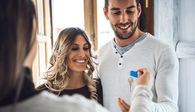 Check-In / Check-Out - Guestable